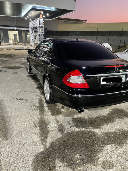 Mercedes     W211
