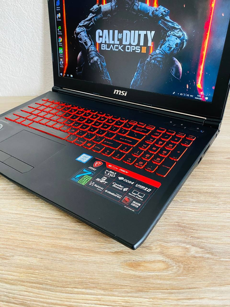 Продам в как новом Состоянии Геймерский ноутбук MSI GL62M 7REX.