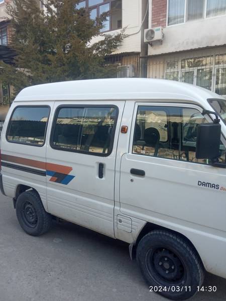 Damasda yuk va odam tashish