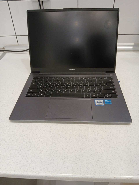 Huawei mate Book D 14
