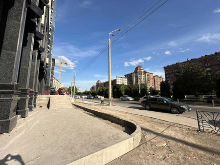 Продается Нежилое помещение Ор-р Алайский   210м2