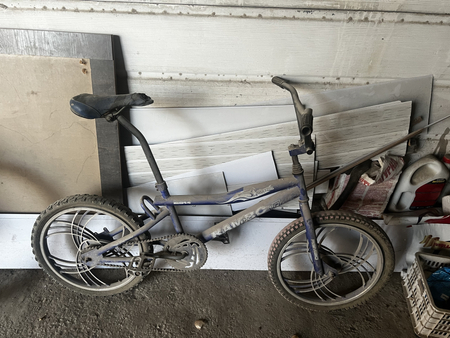 Velosiped sotiladi