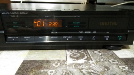 CD Проигрыватель Sharp DX-650