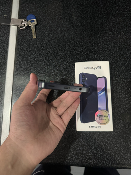 samsung a15 8.256g holati ideal karopka dak bor