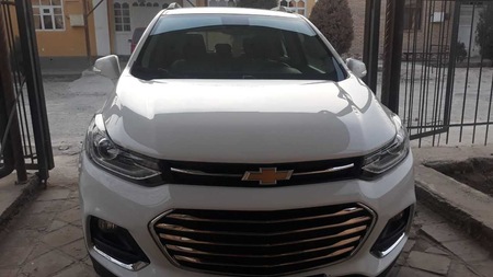 Chevrolet Tracker Premier 1. Шевроле Трекер белый. пробег 80.000