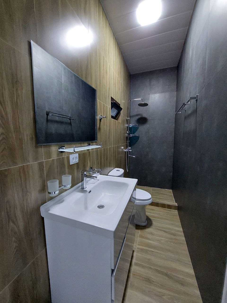 Продается квартира на земле. 3 комн. Ор. Азербайджан центр