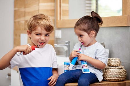 Электрическая зубная щётка Oral B звёздные войны