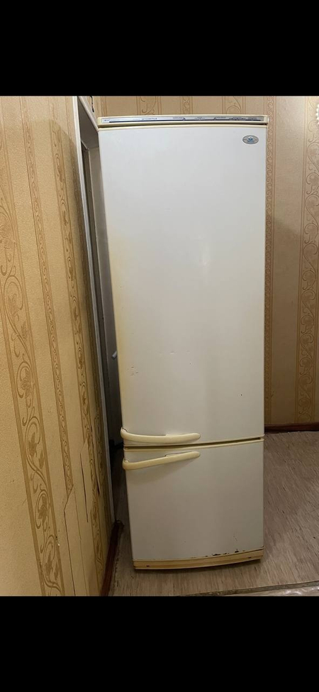 Продается холодильник Атлант., 2-х компрессорный.!! Б/у