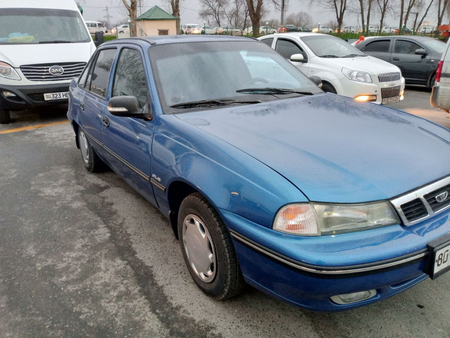 Daewoo Nexia 1..