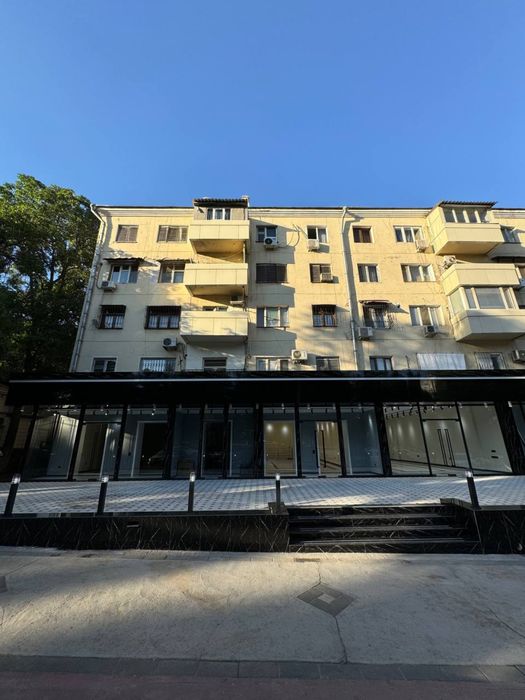 Шота Руставели Бабура | 172кв - нежилое помещение вдоль дороги продажа
