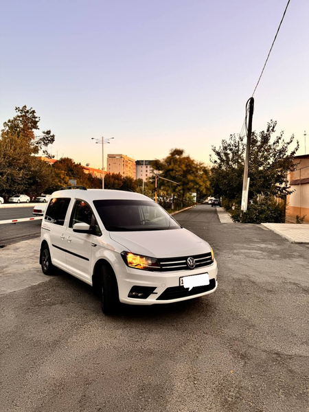 Wolksvagen caddy сотилади. 2021 й фулл поз. Краска тоза