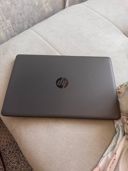 Продаю ноутбук hp Б/У