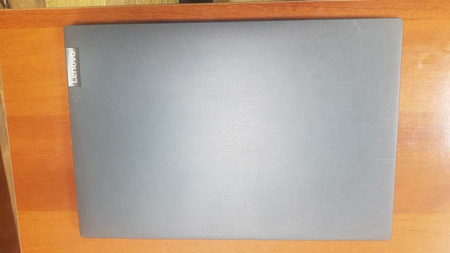 Noutbuk Lenovo holati yangi