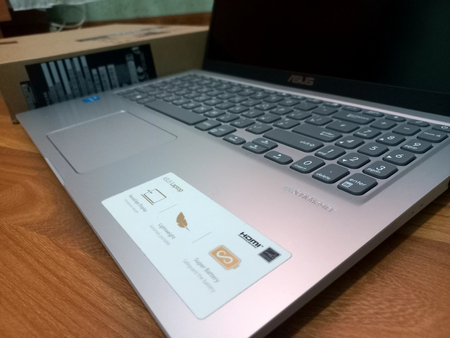 Ноутбук ASUS 515x