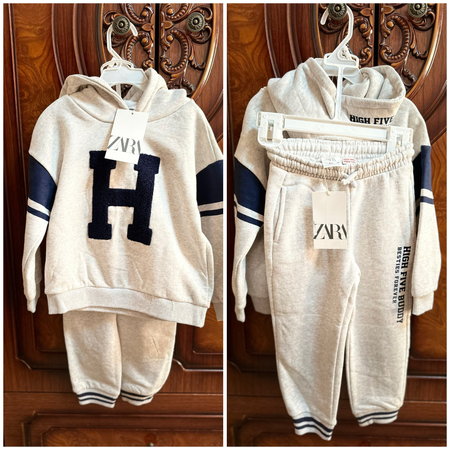 Двойка от Zara.