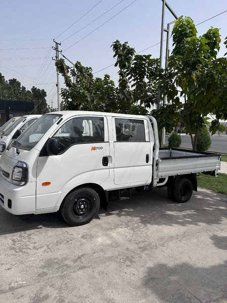 KIA BONGO doube cub  halol nasiya oling !