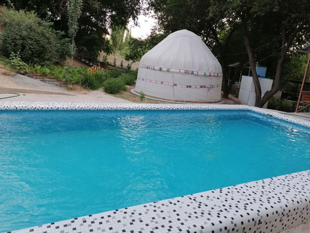 Gʻazalkent da dacha oylaga mazza qilib bola chaqani keluvrasla