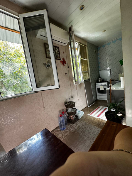 Продам на Чиланзаре 5 кв. Метро хамза 2в3/4/4