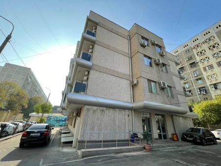 Бизнес центр / 2500м2 Госпитальный / Нукусская