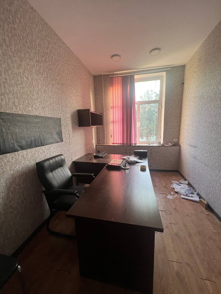 Театральная Офисы в наличии 36м2 +парковка Срочно
