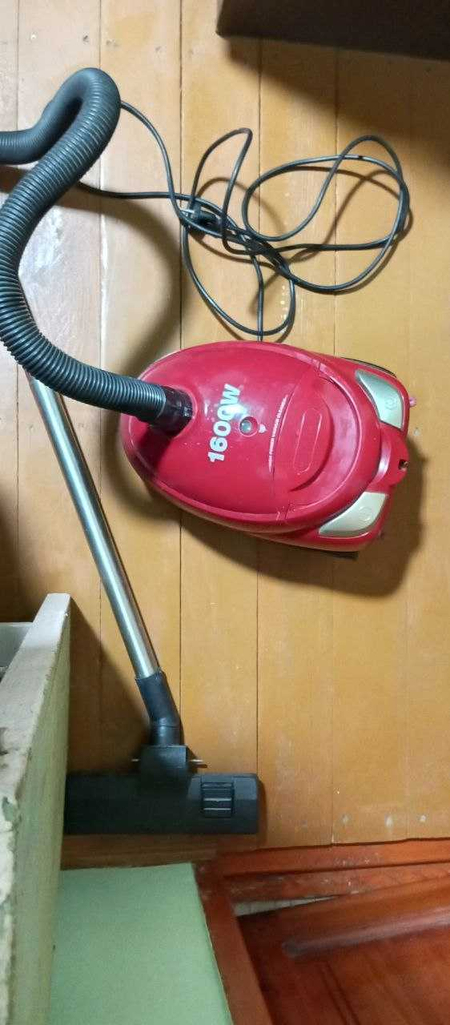 пылесос DAEWOO ишлаб турибди 1600 W