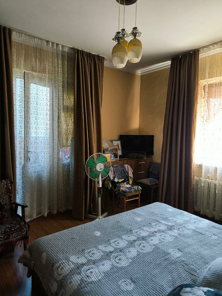 Продается 3х комнатая квартира