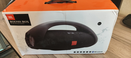Продается колонка Bluetooth