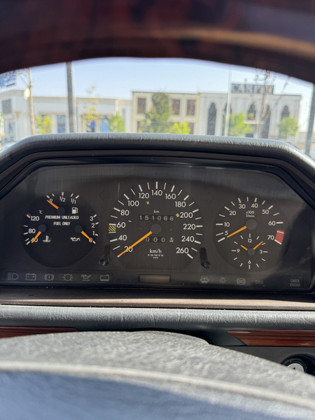Продаётся Mercedes Benz W124
