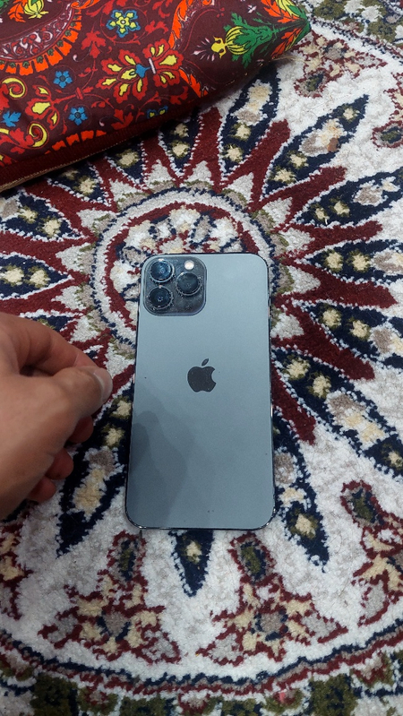 IPhone 13 pro max 256 gb I apple whatch Adidas original kopmlekt
