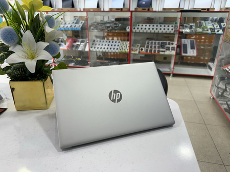 Hp pavilion ryzen 3 5300 8/512 ssd metal korpus barmoq izi bor patsvet