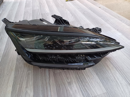 BYD Чемпион фара унг томони