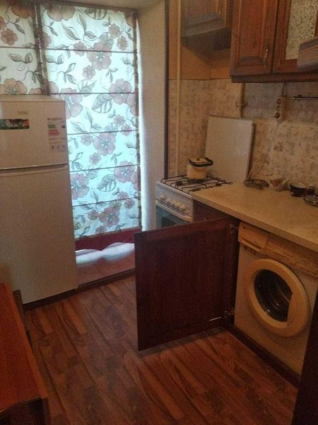 Срочно продам 2-х комнатную на Художников в Мирзо-Улугбекском районе
