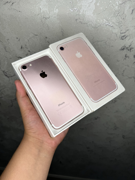 Iphone 7 128gb Rose gold karobka dakument ideal