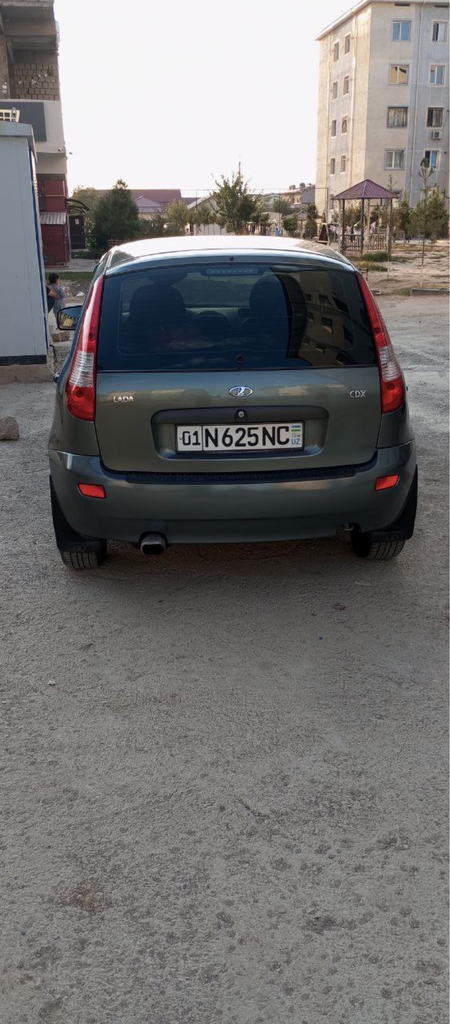 Lada kalina sotiladi