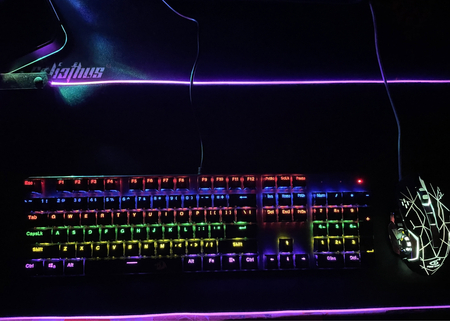 Мега скидка механическая клавиатура Redragon с RGB подсветкой