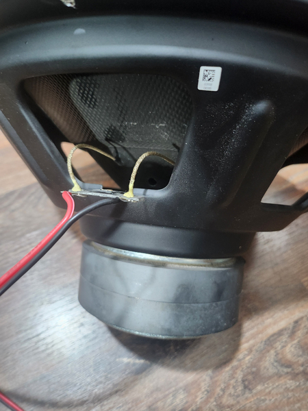 Продам сабвуфер Infinity 1270
