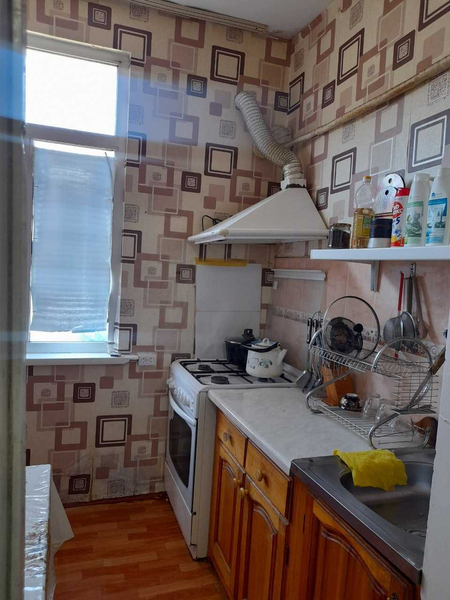 Sergili 5 da kvartira sotiladi