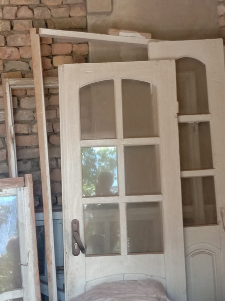 Халаделник сотилади