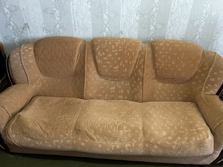 Продам диван и 2 кресла