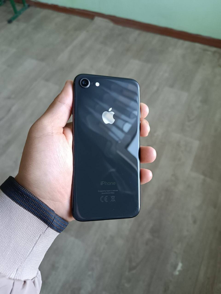 Iphone 8 holati yaxshi