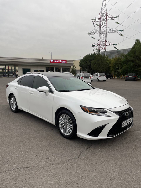 Lexus 350  fuil pazitsiya 2015