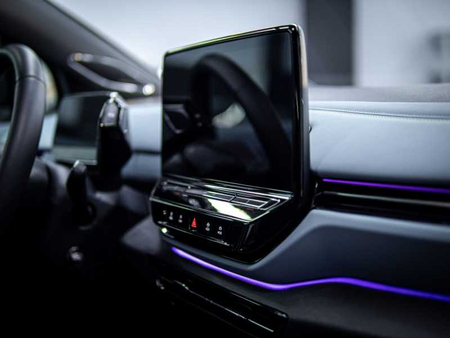 Замена блока на Volkswagen ID3 ID4 ID6 чёрный экран, прошивка