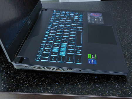 MSI ноутбуки сотилади
