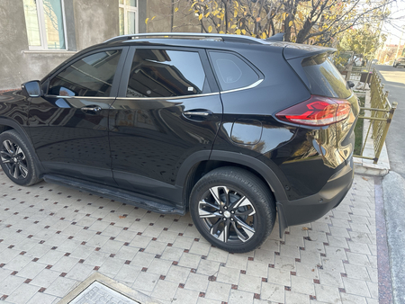 Tracker 2 premer