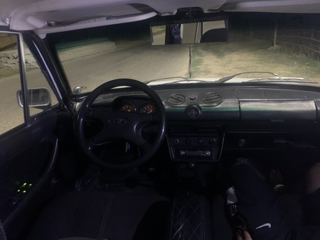 Vaz 2106 sotiladi