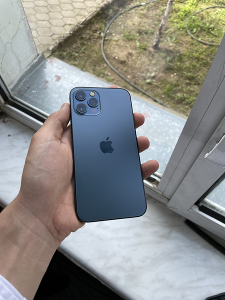 iPhone 12 pro.