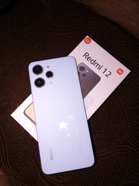 Redmi 12 sotiladi