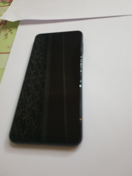 Samsung A 12 сотилади яхши холатда караб ишлатилга кароп/дакументи бор