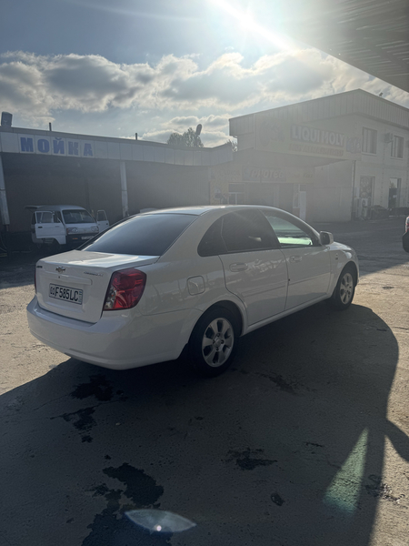 Chevrolet Jentra