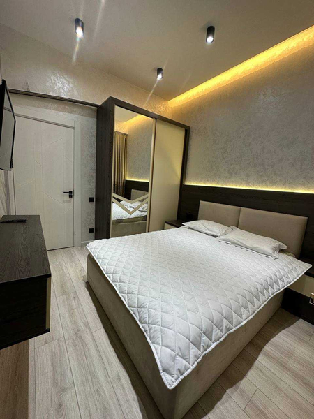 Мирабад • NRG Oybek • 2-комн • 70м2 • этаж3/10 • [MGA: 910]
